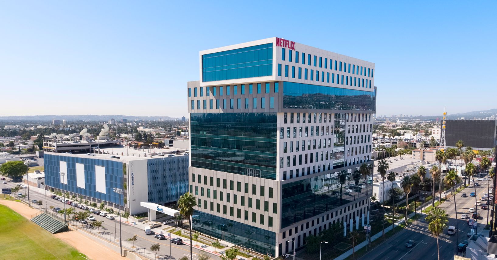 How Netflix drew Blackstone, private real estate to film studios